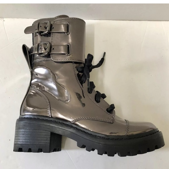 Dkny | Shoes | Dkny Combat Boot Womans Size 6 Bart Bootie Glossy ...